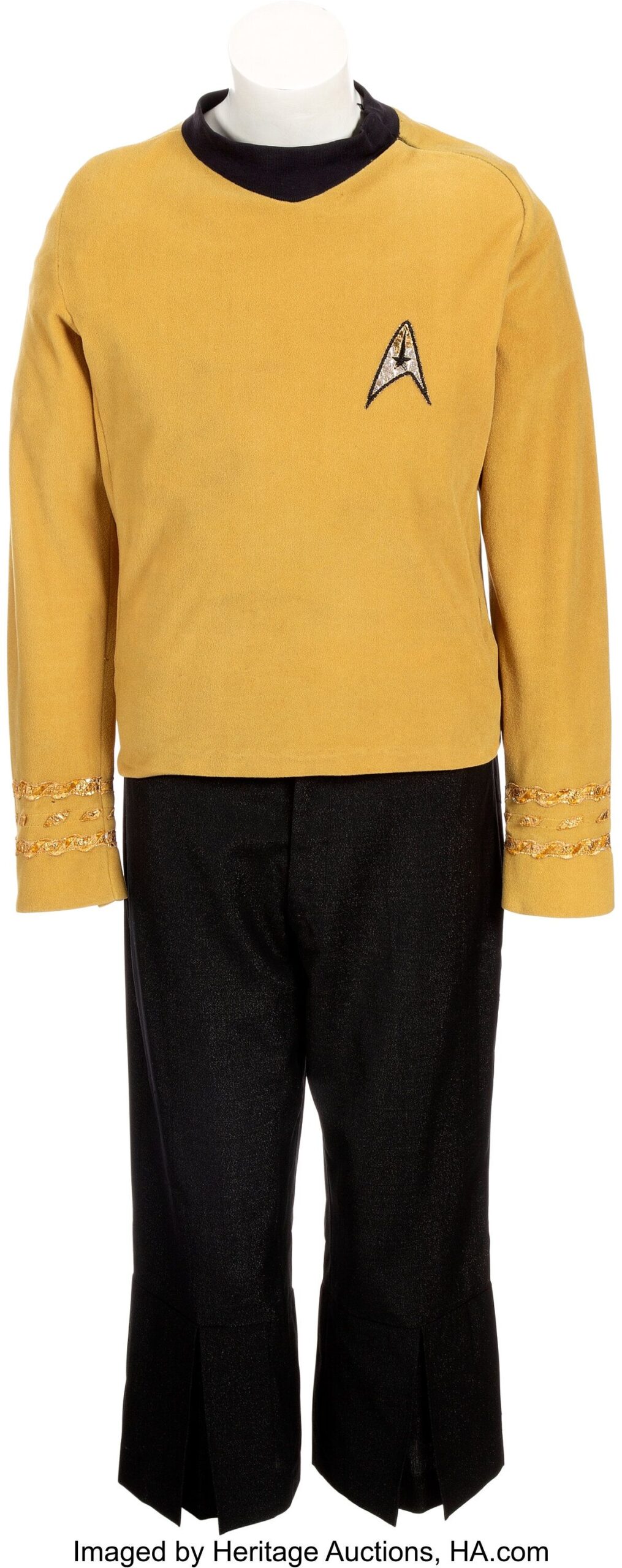 Capt Kirk's Uniform From Star Trek S1 Sells For $125,000!